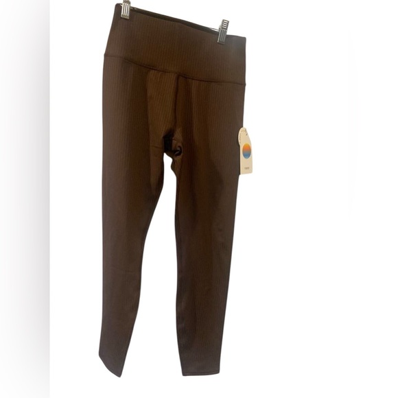 Vuori | Pants & Jumpsuits | Nwt Vuori Inversion Rib Leggings Java Size ...